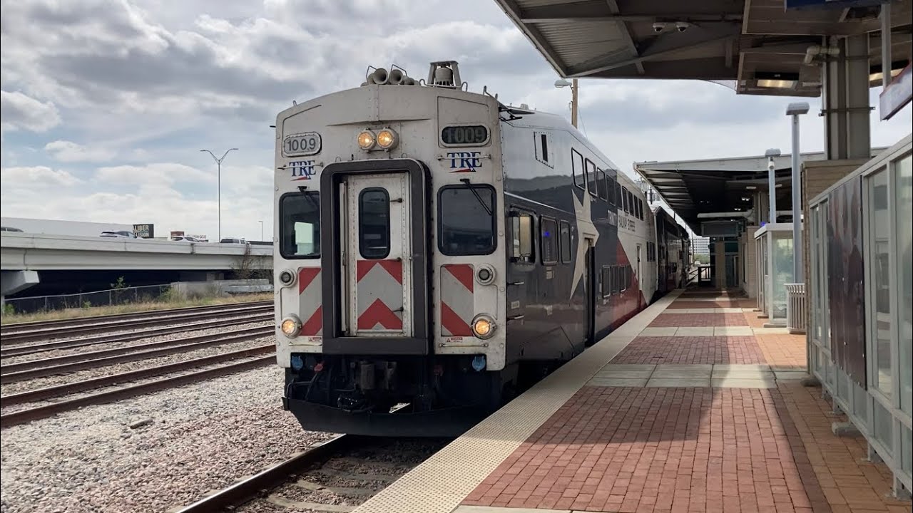 TRE Cabcar #1009 departs T&P Station (March 22, 2023) - YouTube