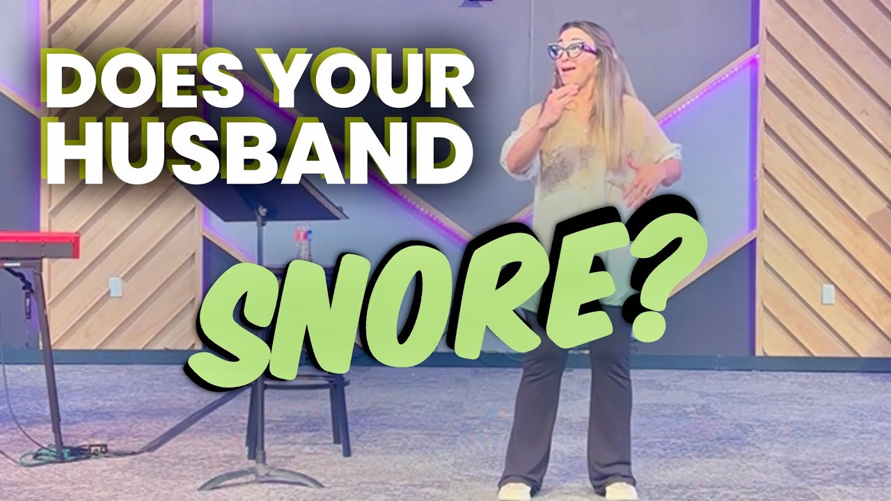{CLEAN STAND-UP} Comedy: Does your husband snore?! 🙋🏻‍♀️💍 - YouTube