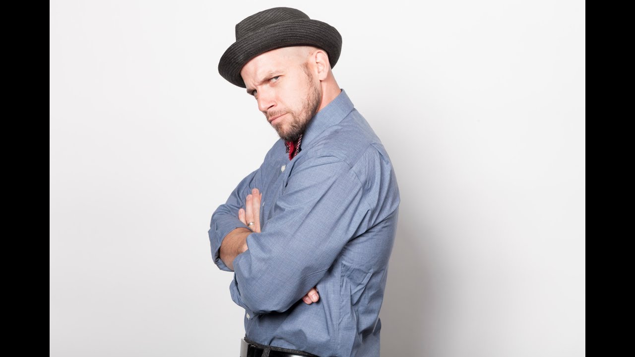 EpicLLOYD Makes Some Laughs - Streamy Awards 2017 - YouTube