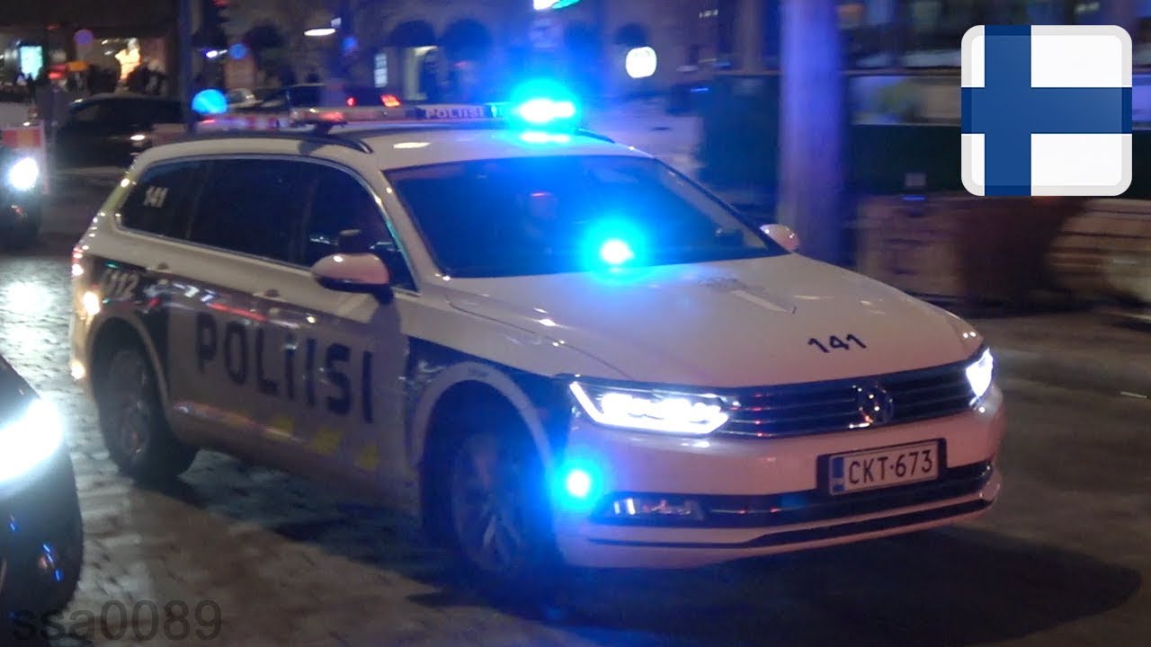 Helsinki police 141 VW Passat responding [FI | 4.2019] - YouTube