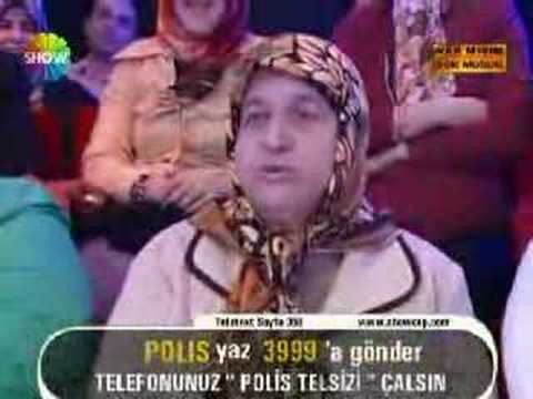 Mevlüt' ün Annesi Naciye Teyze Kırdı Geçirdi :)