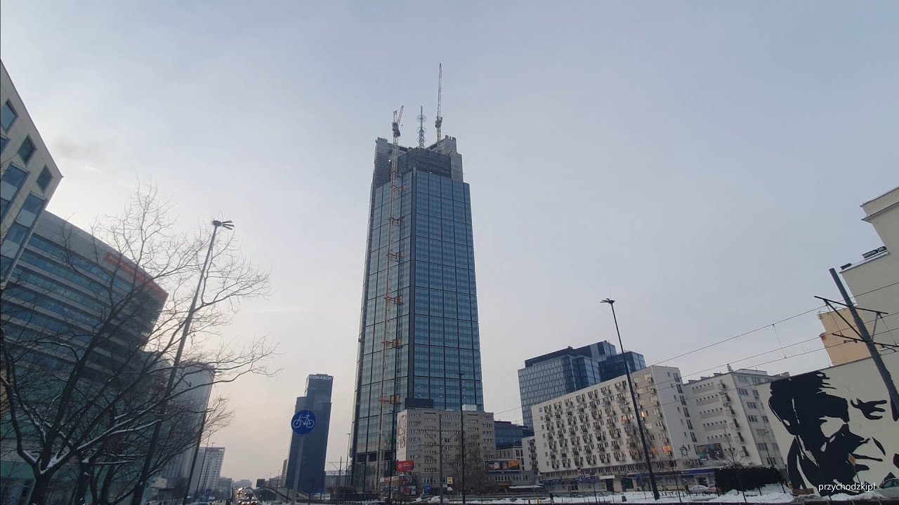 Warszawa / Warsaw Varso Tower iglica po kolejnym podwyższeniu / Varso ...
