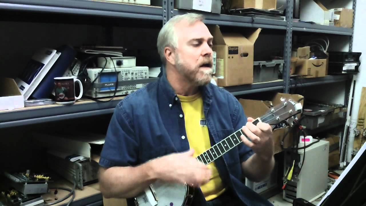 Shady Grove Dm 3 chord on banjo ukulele or banjolele - YouTube