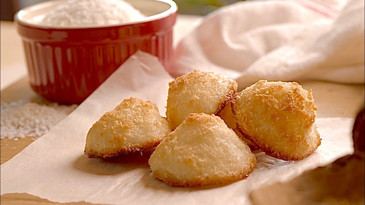 Quick and Delicious 3-Ingredient Coconut Cookies. A Delightful Coconut ...