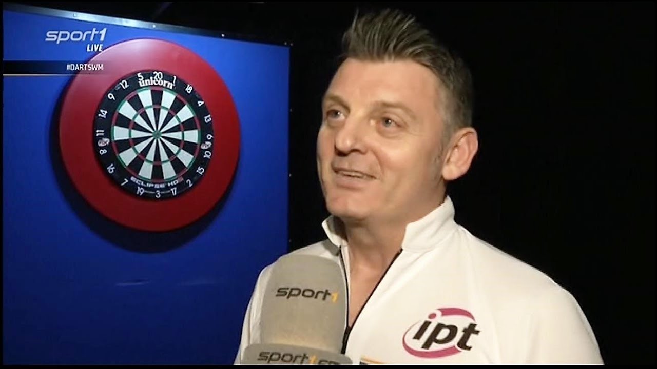 Justin Pipe "Explains" 2018 World Championship of Darts - YouTube