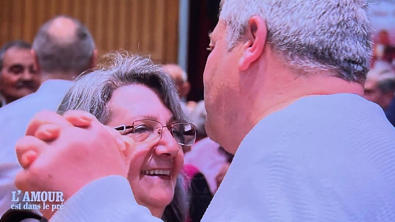 L’amour est dans le pré : Entre Maria et Christelle, Jean-Paul fait son ...
