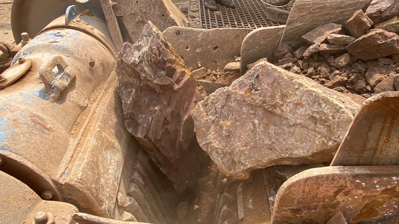 Amazing Quarry Primary Rock Crushing Machine Working | Satisfying Rock ...