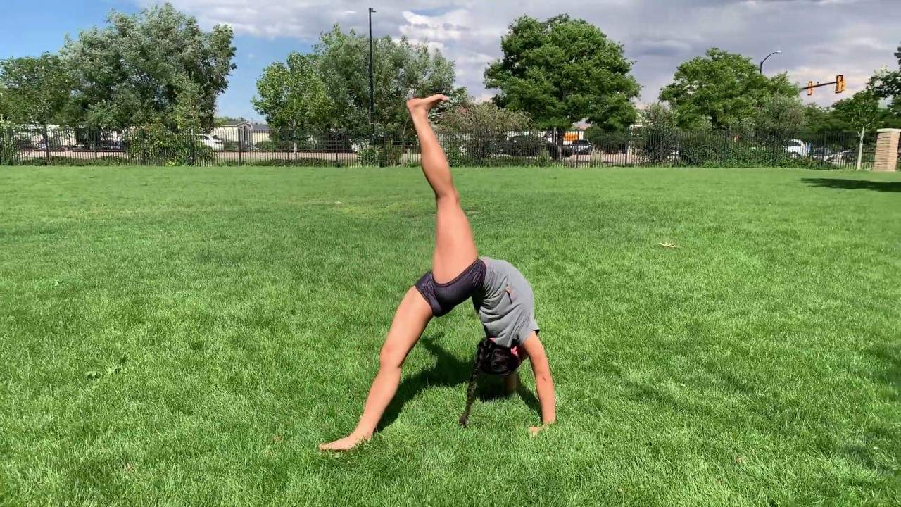 Bridge push-up (1 leg) - YouTube