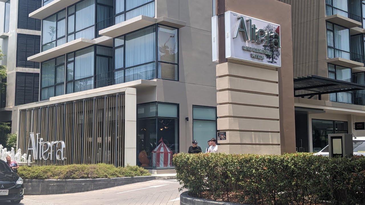 Thailand - Altera Hotel and Residence - Grand Suite (Pattaya) - YouTube
