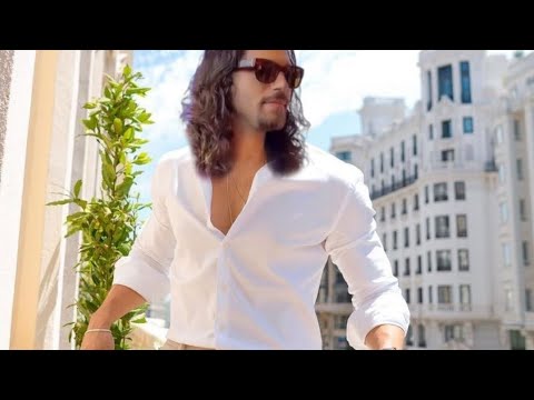 Can Yaman in Milana hotel💥