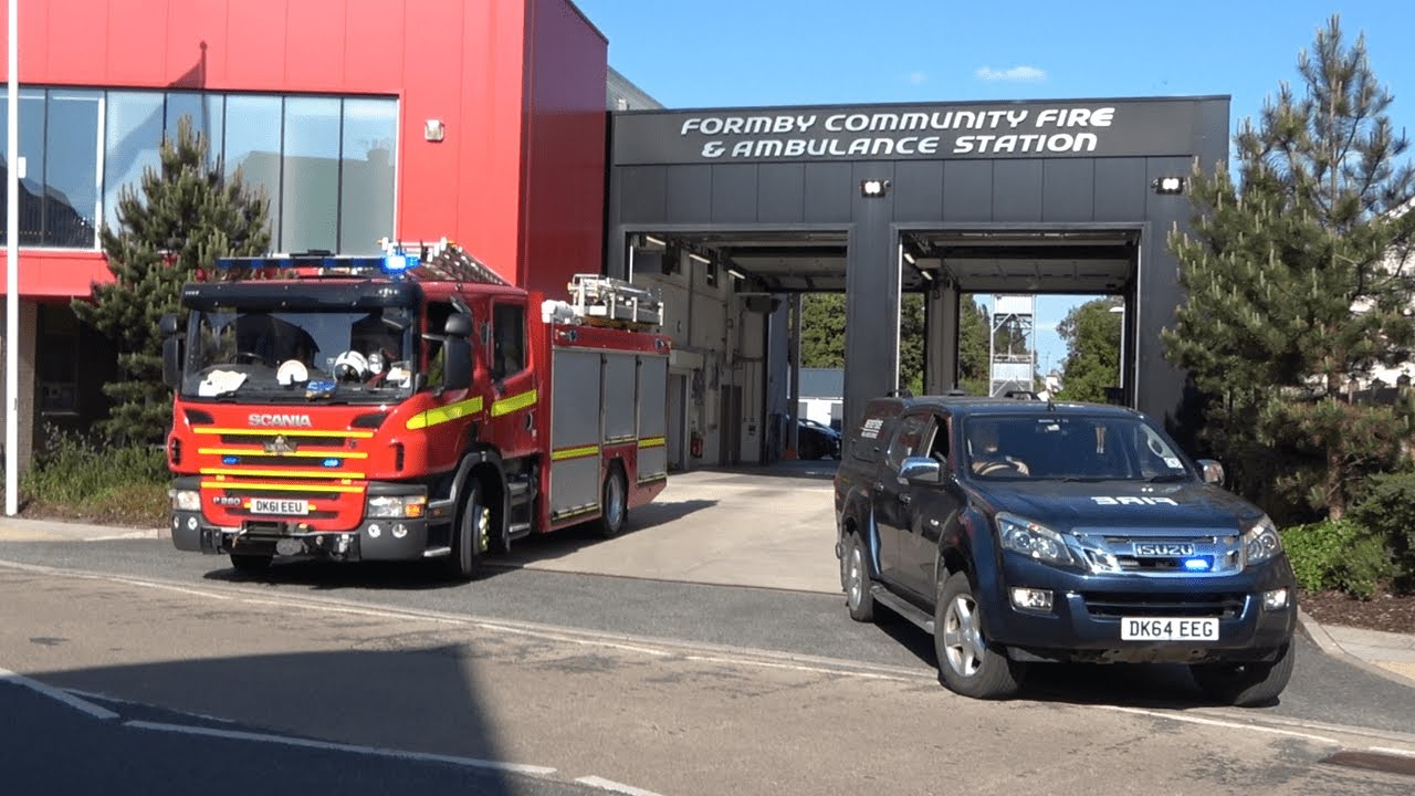 Merseyside Fire & Rescue Service - Formby Light 4x4 Pump + Rescue Pump ...