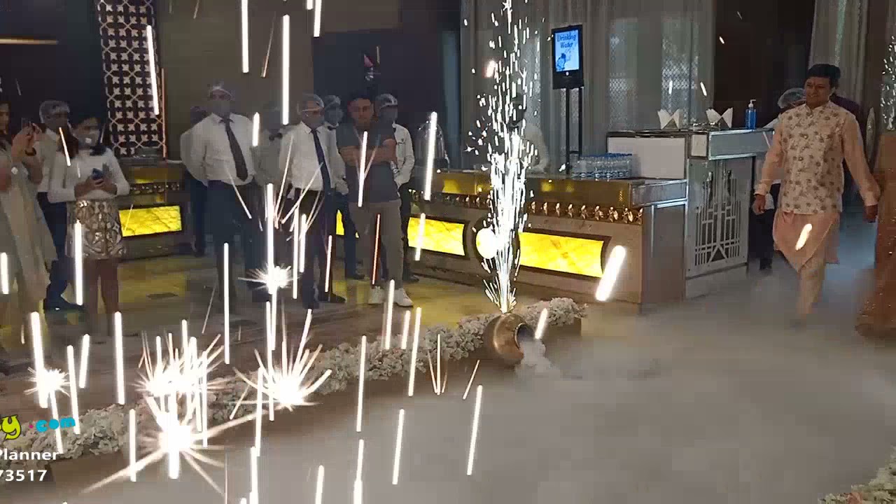 Wedding Couple Entry low fog (dry ice) - YouTube