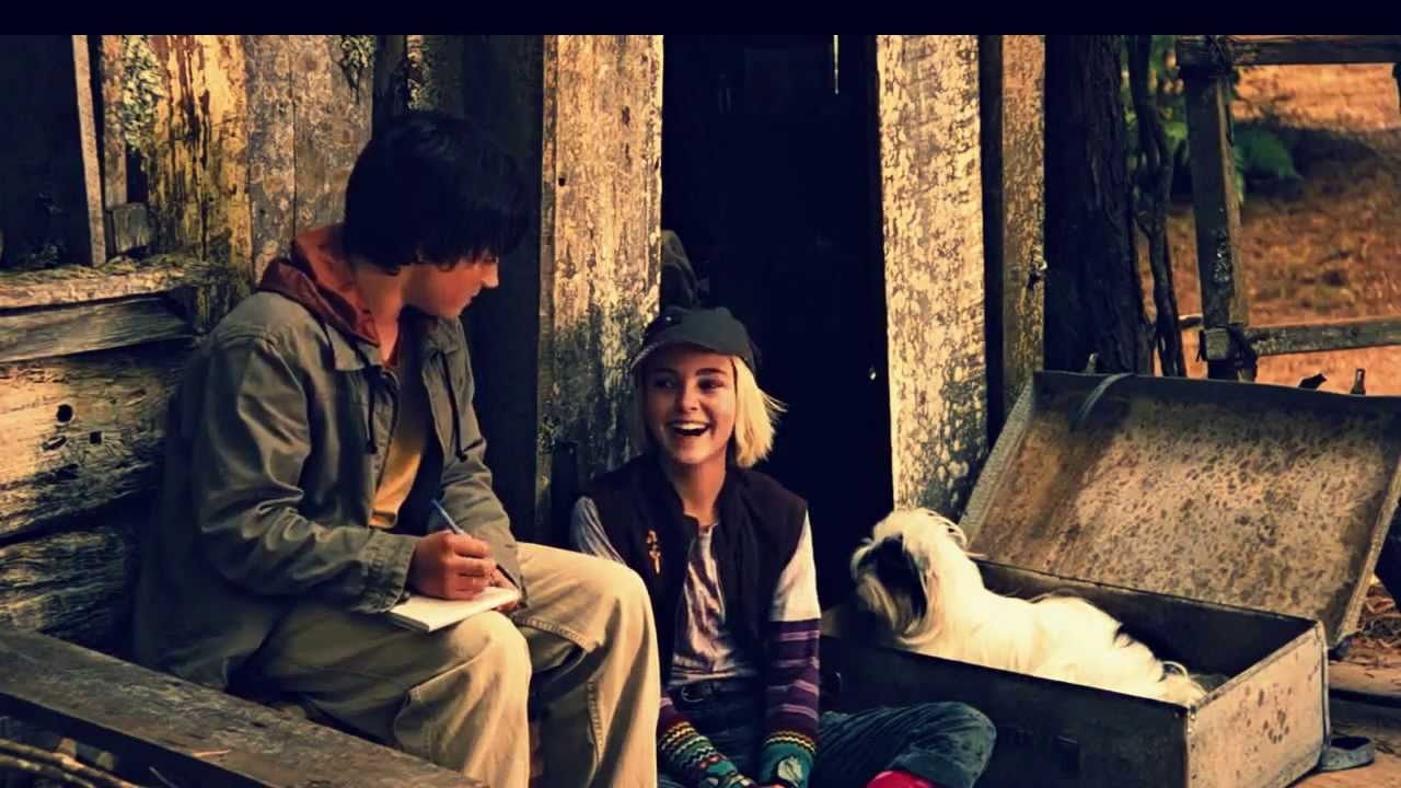 Jesse and Leslie || Intro - YouTube