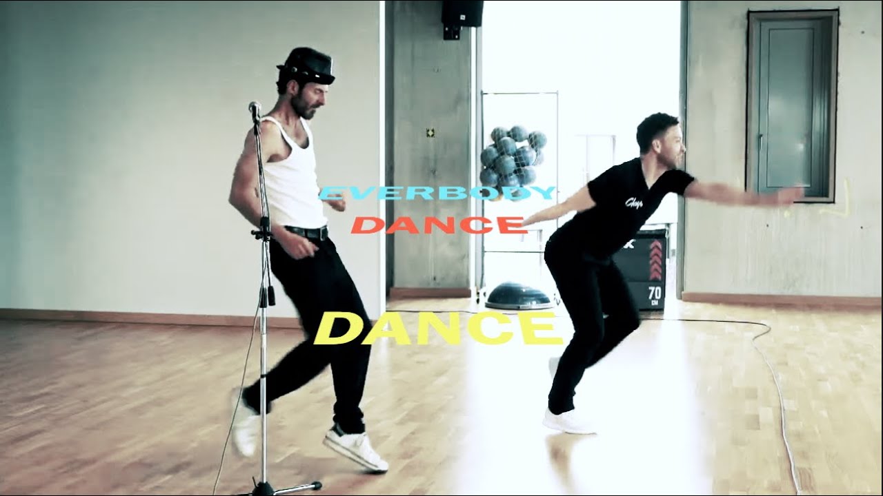 THAT´S IT ! EVERBODY DANCE ON MY COMMANDO ! - YouTube