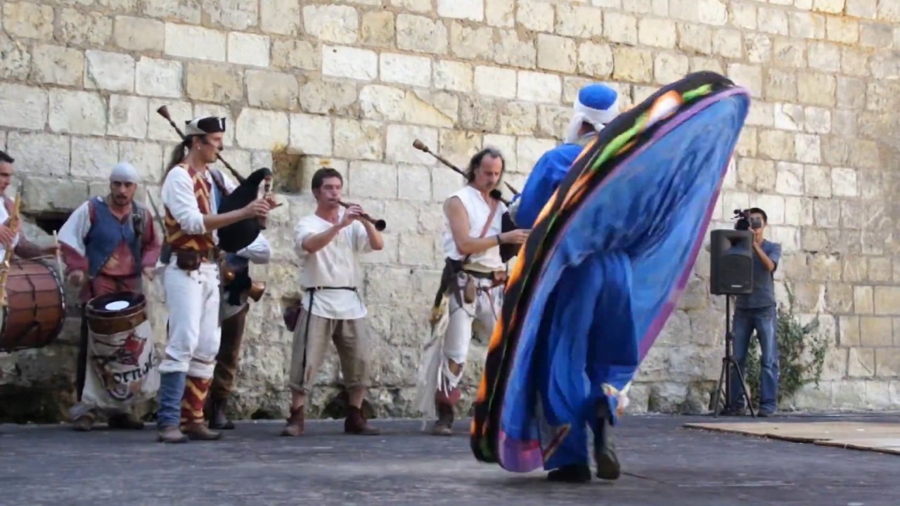 EGYPTIAN TANOURA DANCE - YouTube