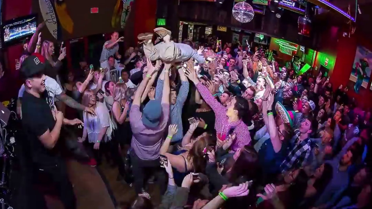 Spring break Crowd surfing 2017 - YouTube