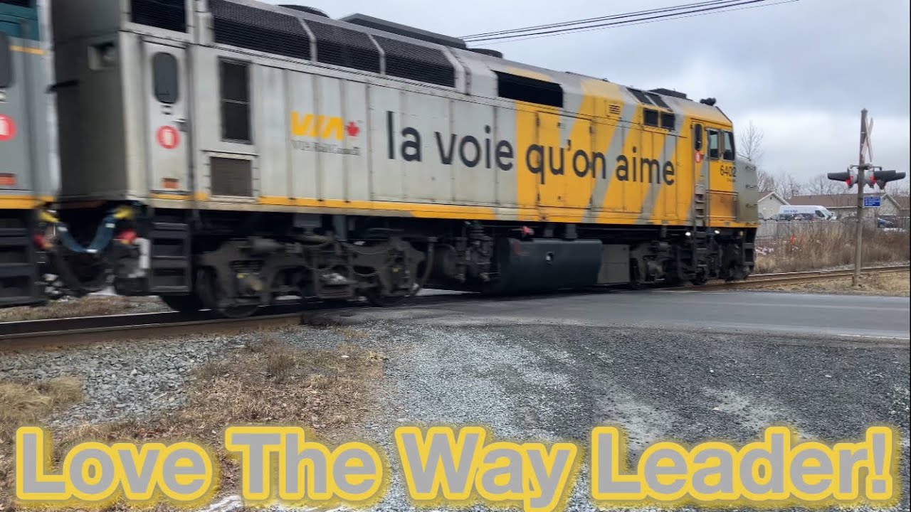 Friendly Crew! Via Rail 15 with 6402 Love The Way leading - Hwy 277 ...