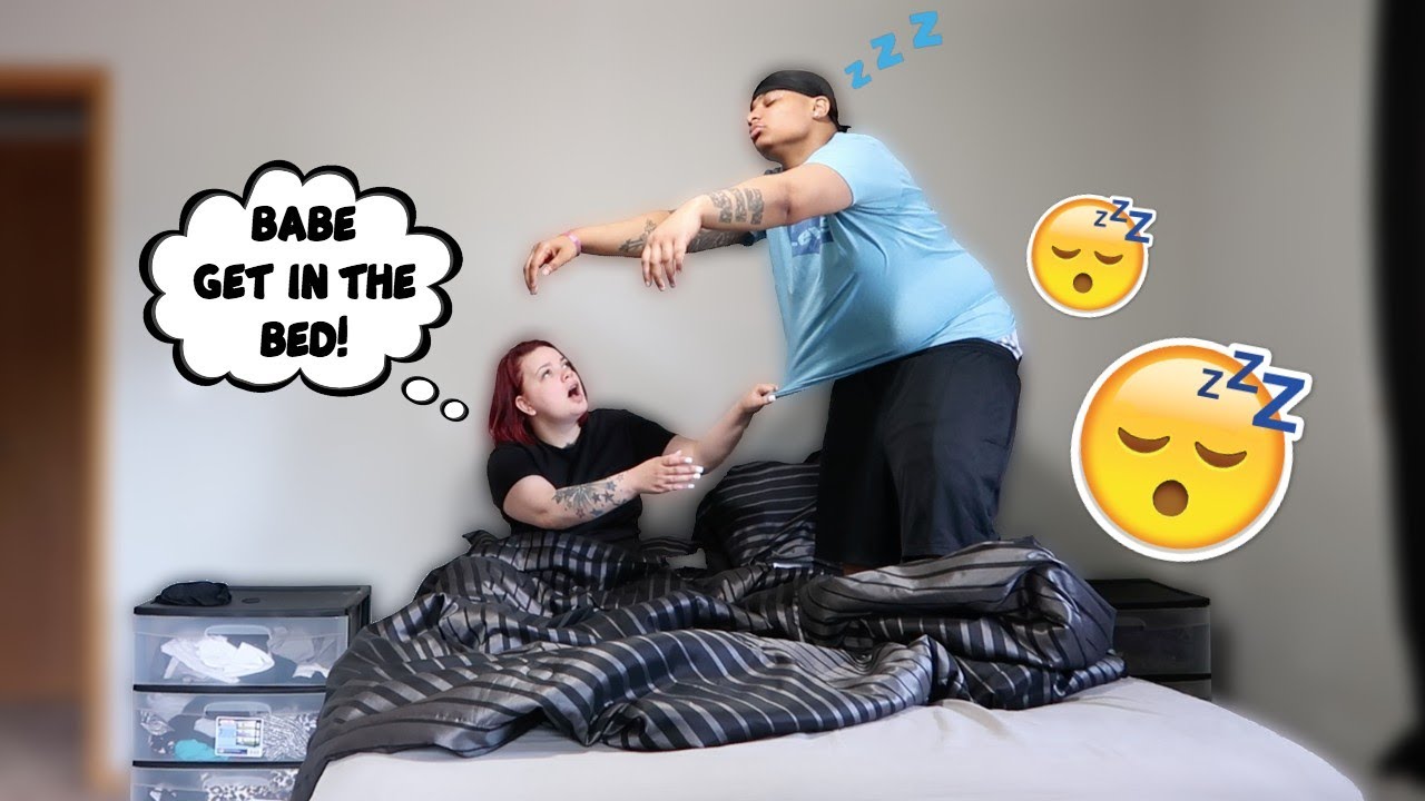 Sleep Walking PRANK on My GIRLFRIEND... - YouTube