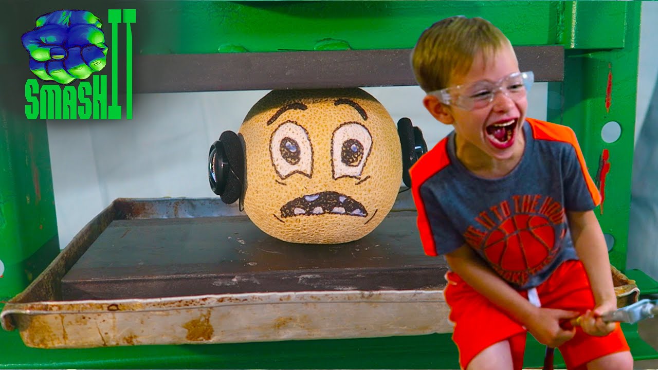 Smash Headphones on Cantaloupe Melon! Crushing things hydraulic press ...