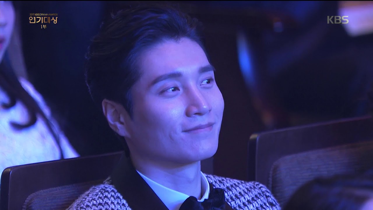 2017 KBS연기대상 - [2017 KBS연기대상][축하공연] 더 유닛 - That´s What I Like+My Turn 20171231 - YouTube