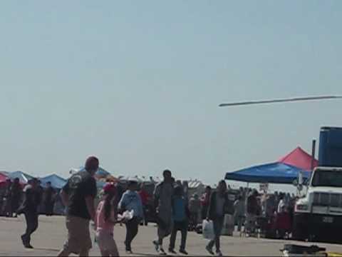 March Air Force Base-Air Show-F-22 - YouTube