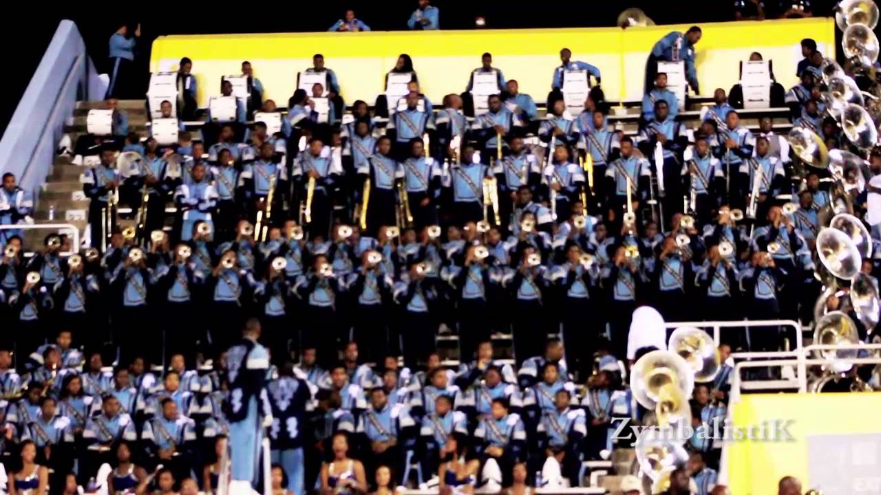 JSU Trumpfunk -VS- SU Screamin Demons - Trumpet Battle (2013) - YouTube