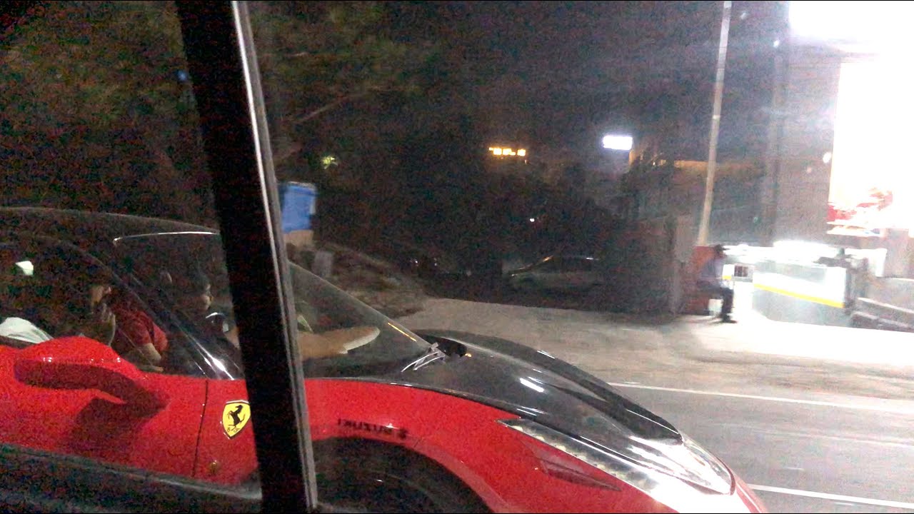 Ferrari Guy on Phone While Driving! - YouTube