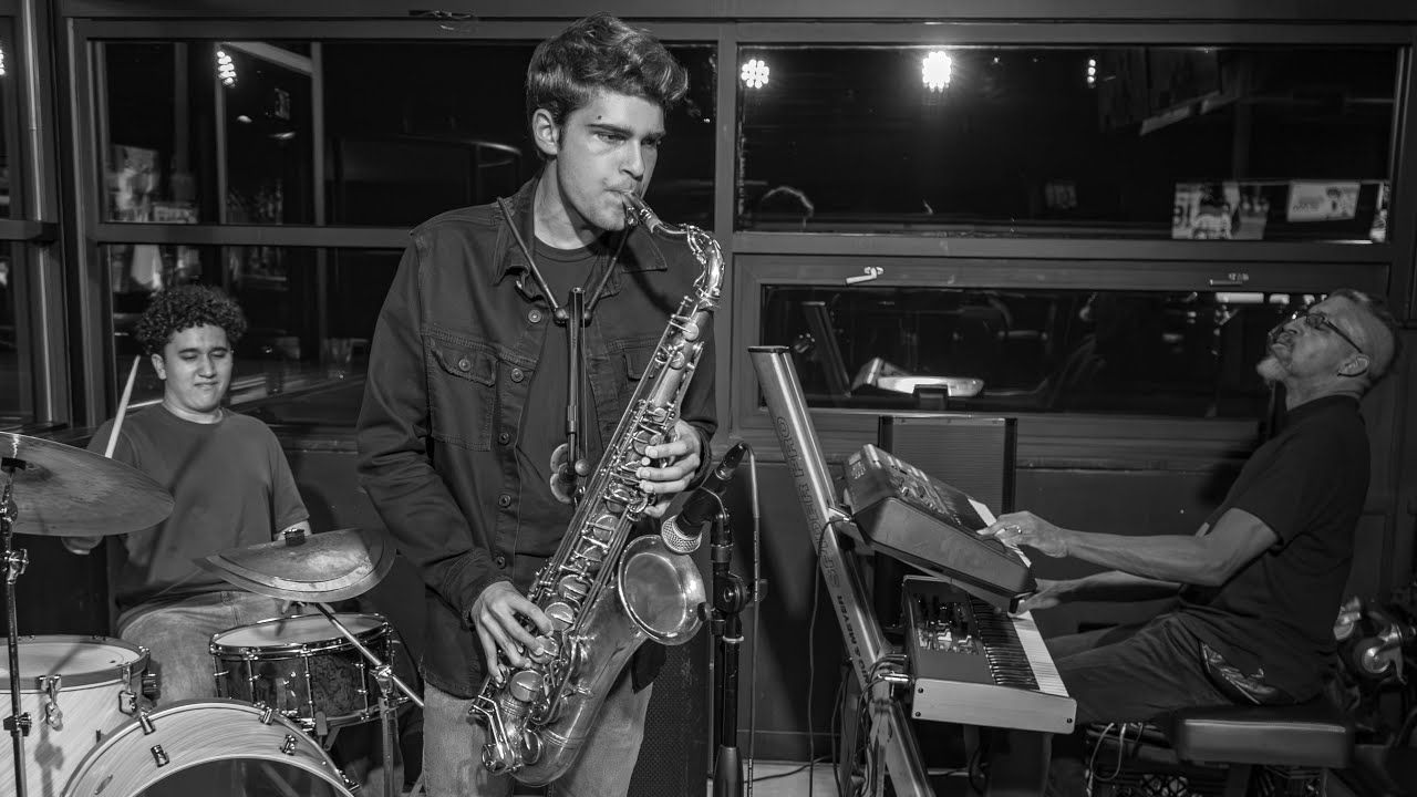 "Lovely Day" - Nate Topo Organ Trio - Live at Kay Jay's Irish Pub - YouTube