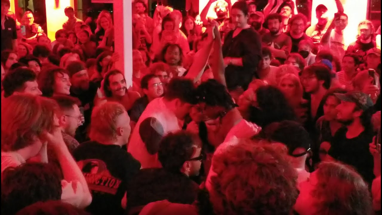 Model/Actriz live on a Boat - Amaranth (Live) - YouTube