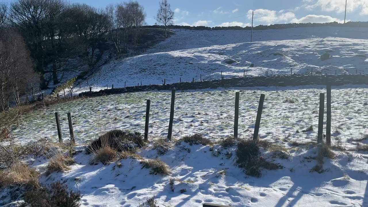 Hebden bridge in the snow - YouTube