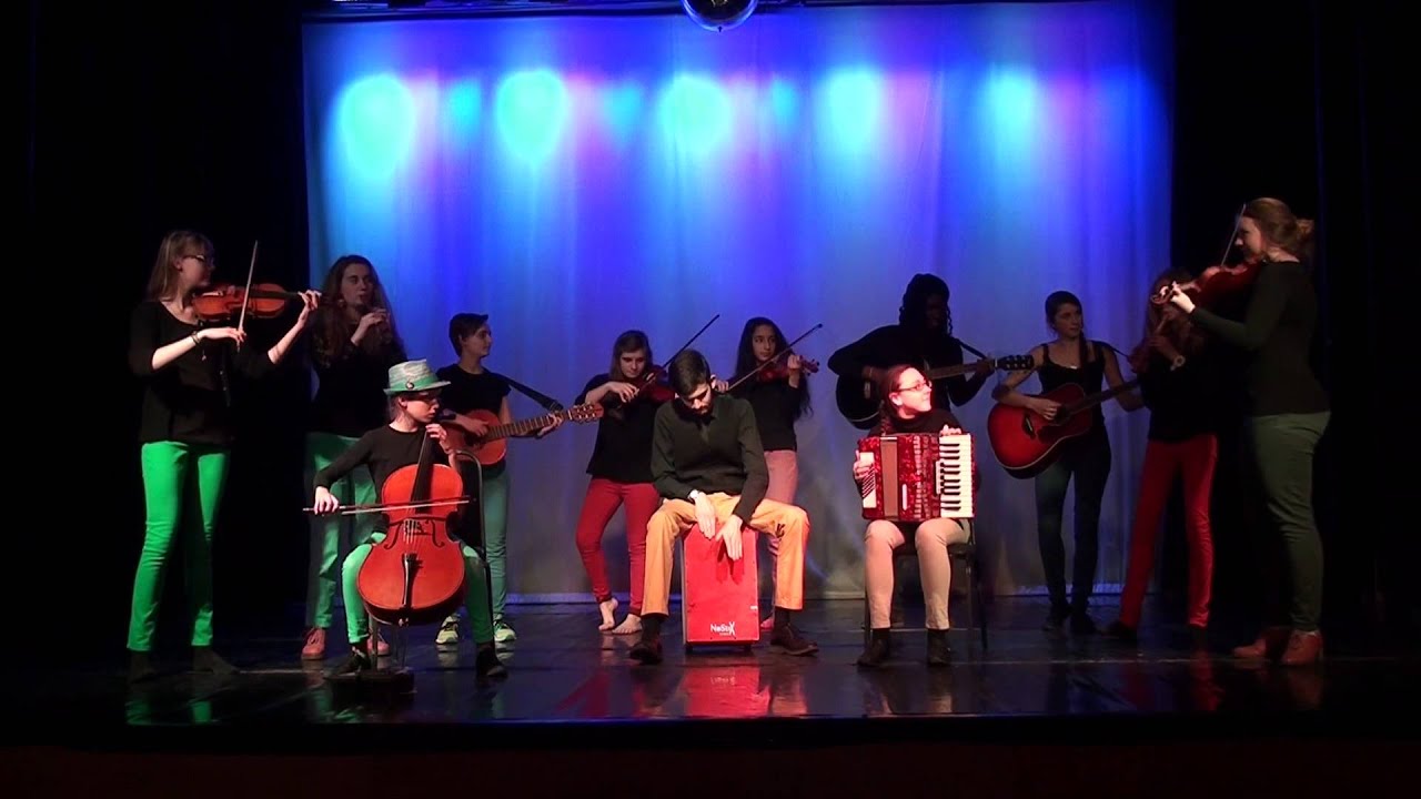 Highworth Folk Band - YouTube