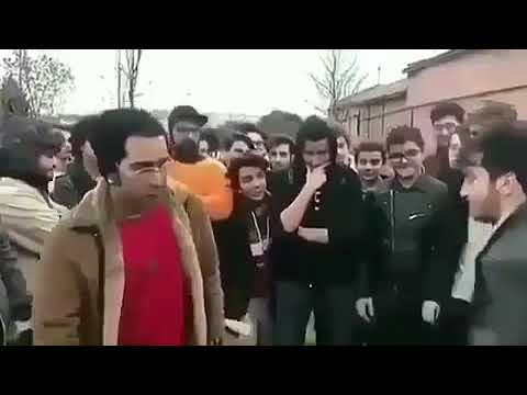 Atışma sonucu kazanan genç sosis ve salam ...- komik -