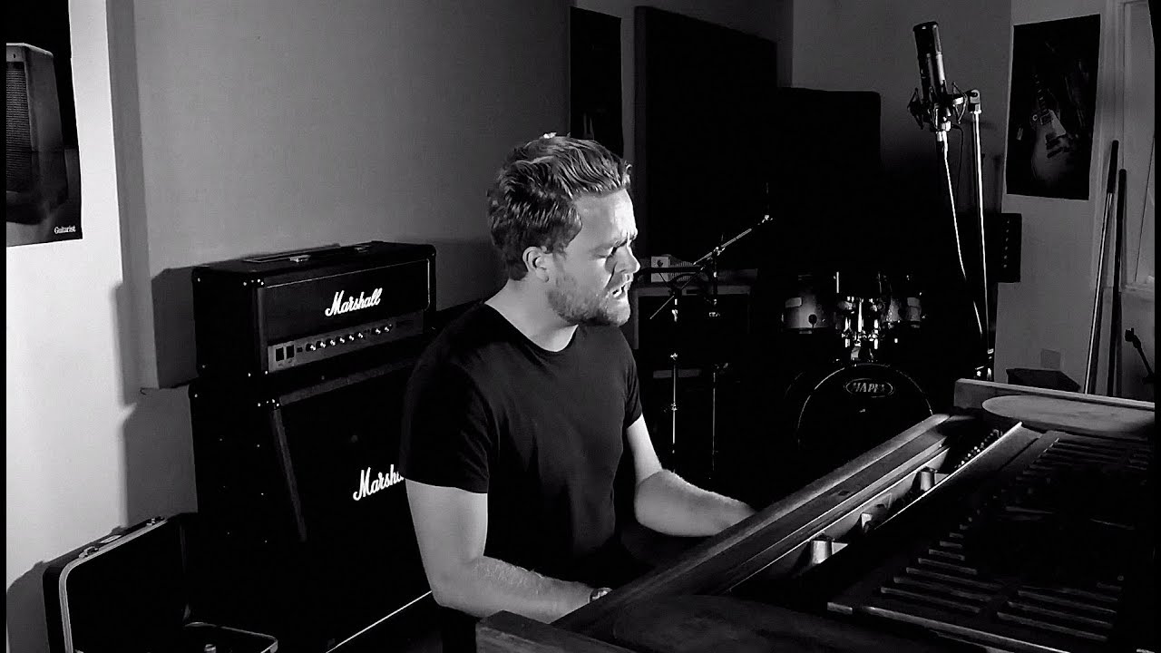 Sam the Guitarman | Singer/Guitarist | Devon - YouTube