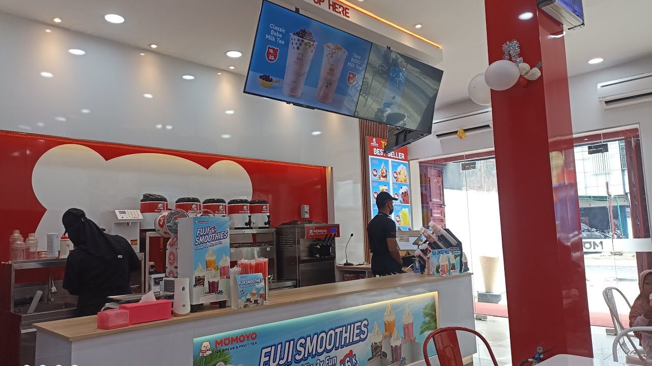 MoMoYo Ice Cream Deli Tua - YouTube