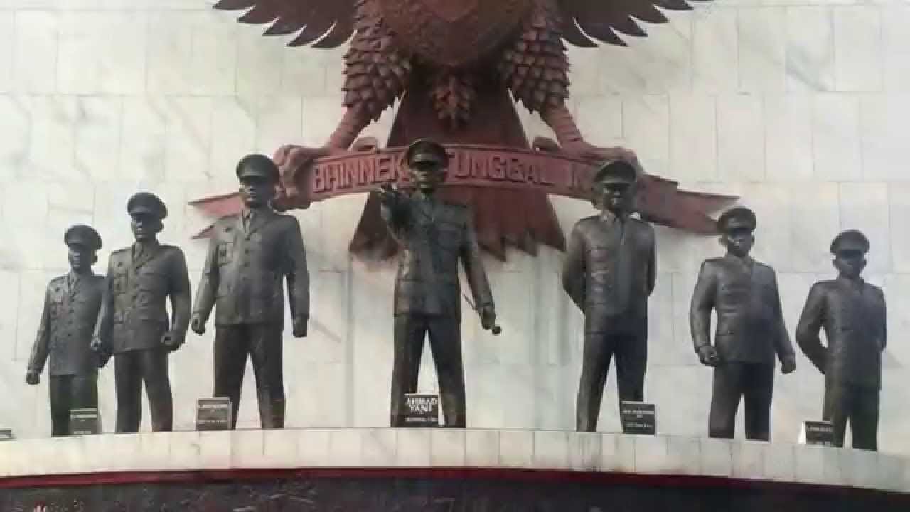 Film Pengkhianatan G 30 S PKI Full - YouTube