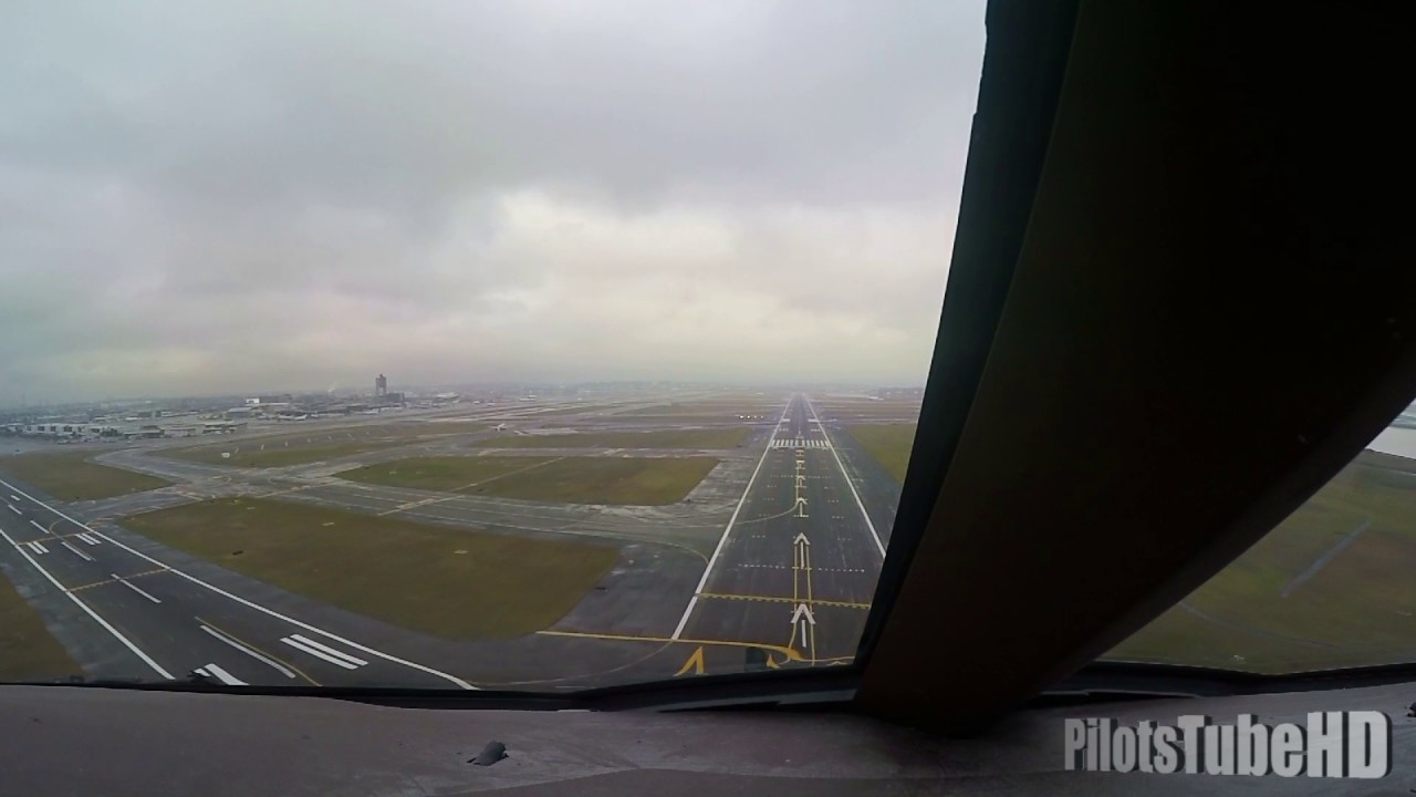 747 Cockpit View Landing in Boston - YouTube