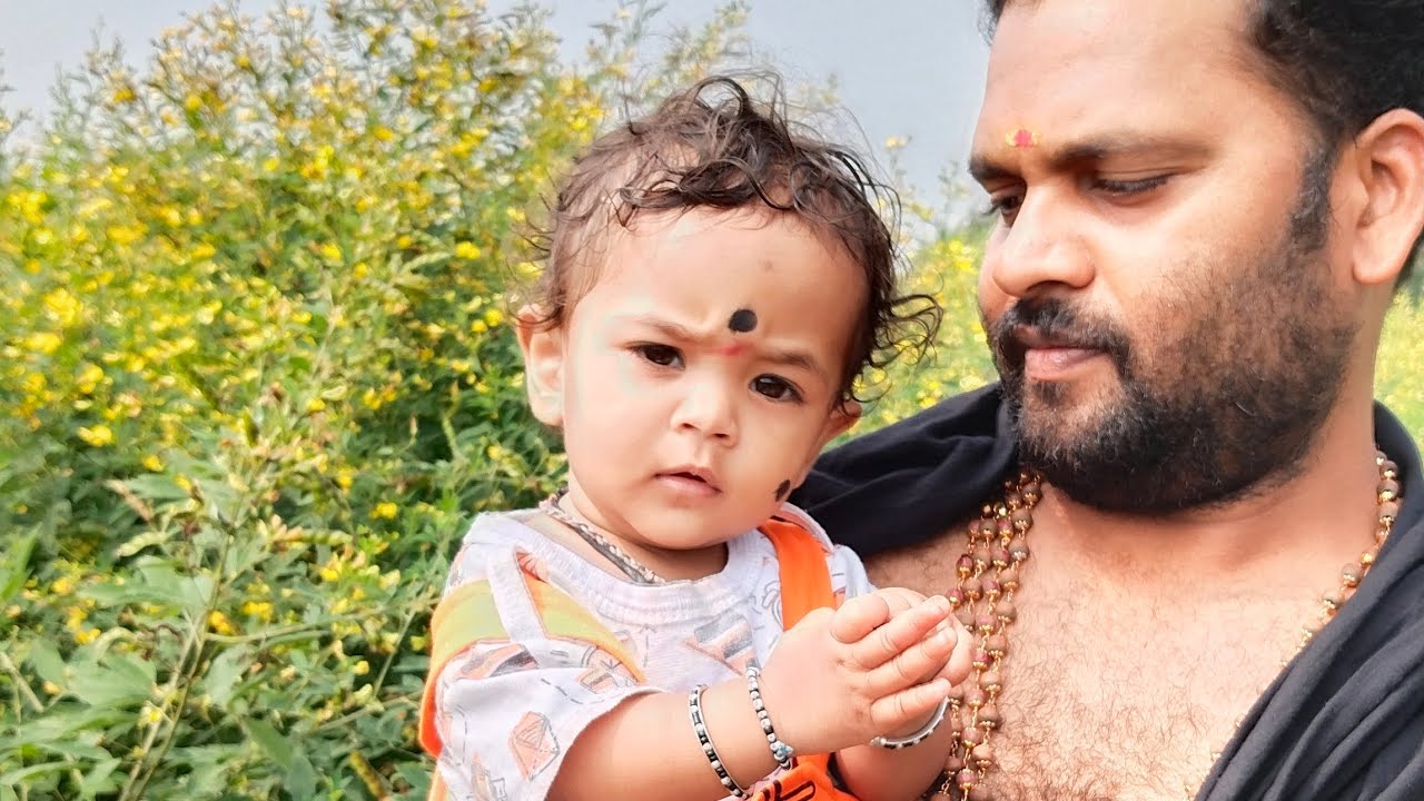 Cute Baby Rama bajana .... Rama Rama Raghu Rama..by Yashvi - YouTube