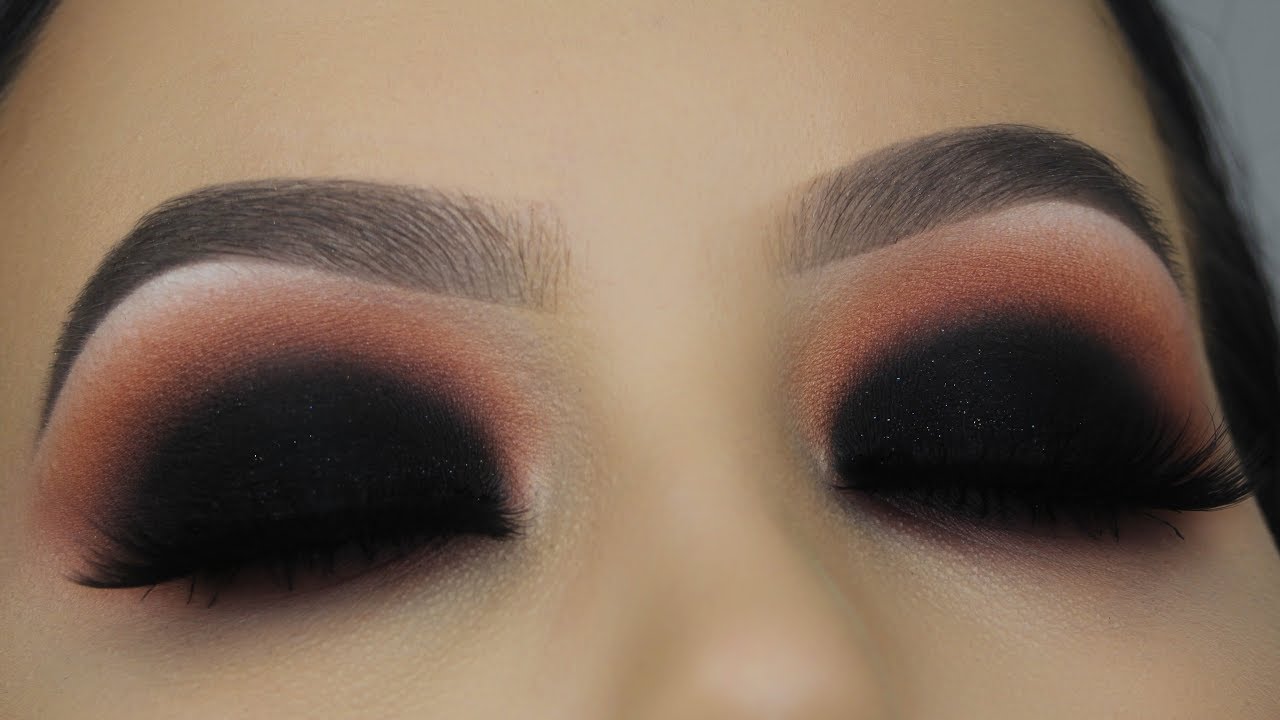 Intense Black Eye Makeup