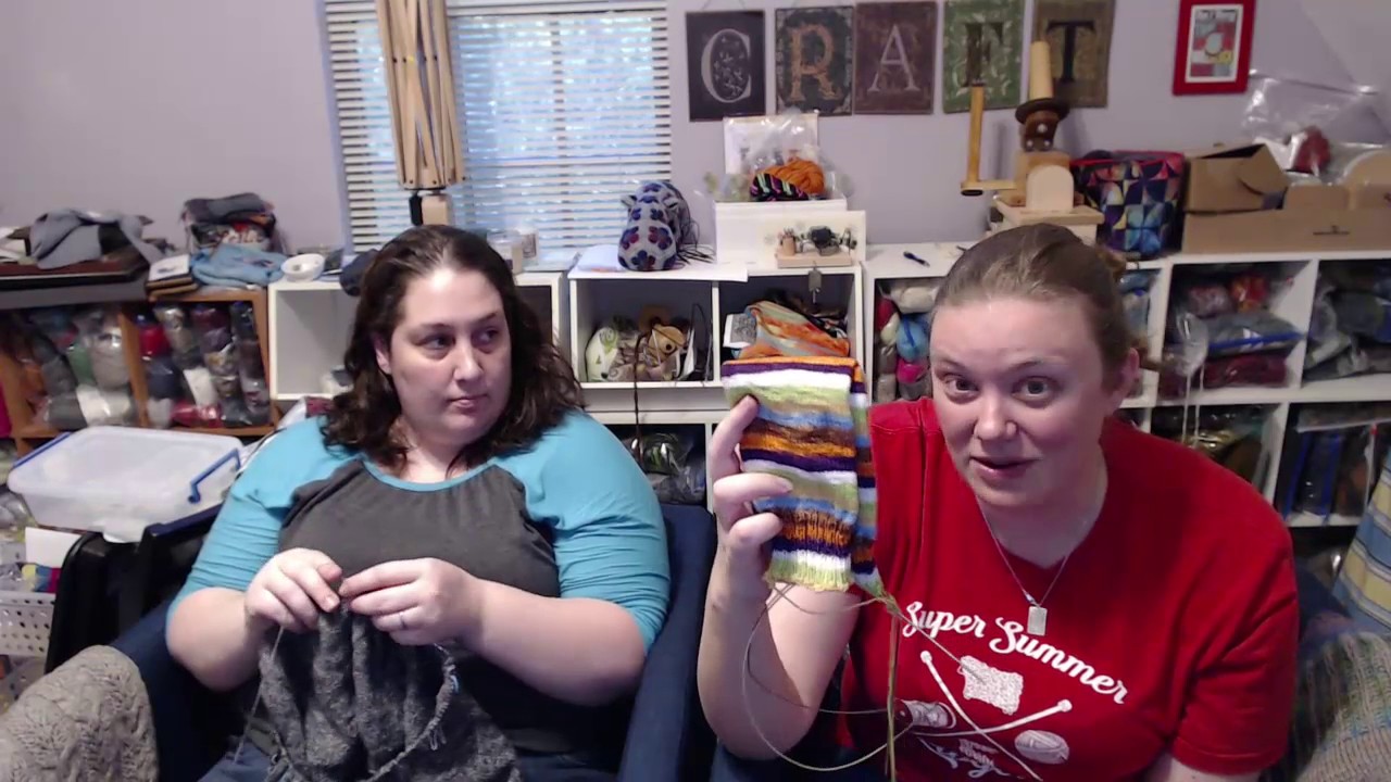 TheKnitGirllls Ep341 - Queen of the Very Smooth Segue - YouTube