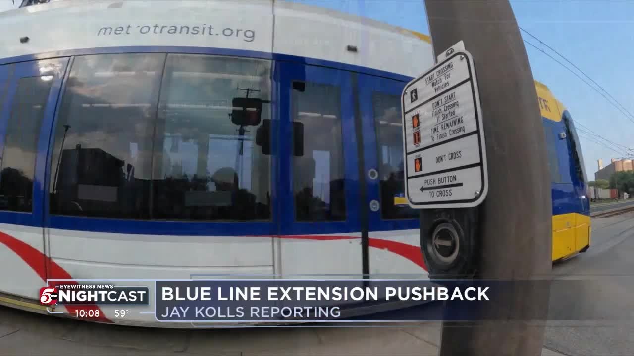 More than 600 North Loop residents sign petition opposing Blue Line ...