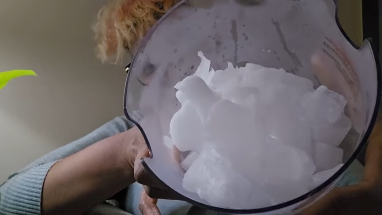 CRUNCHY CARBONATED ICE CUBES | WHISPER CRUNCH WEDNESDAY | #iceeating # ...
