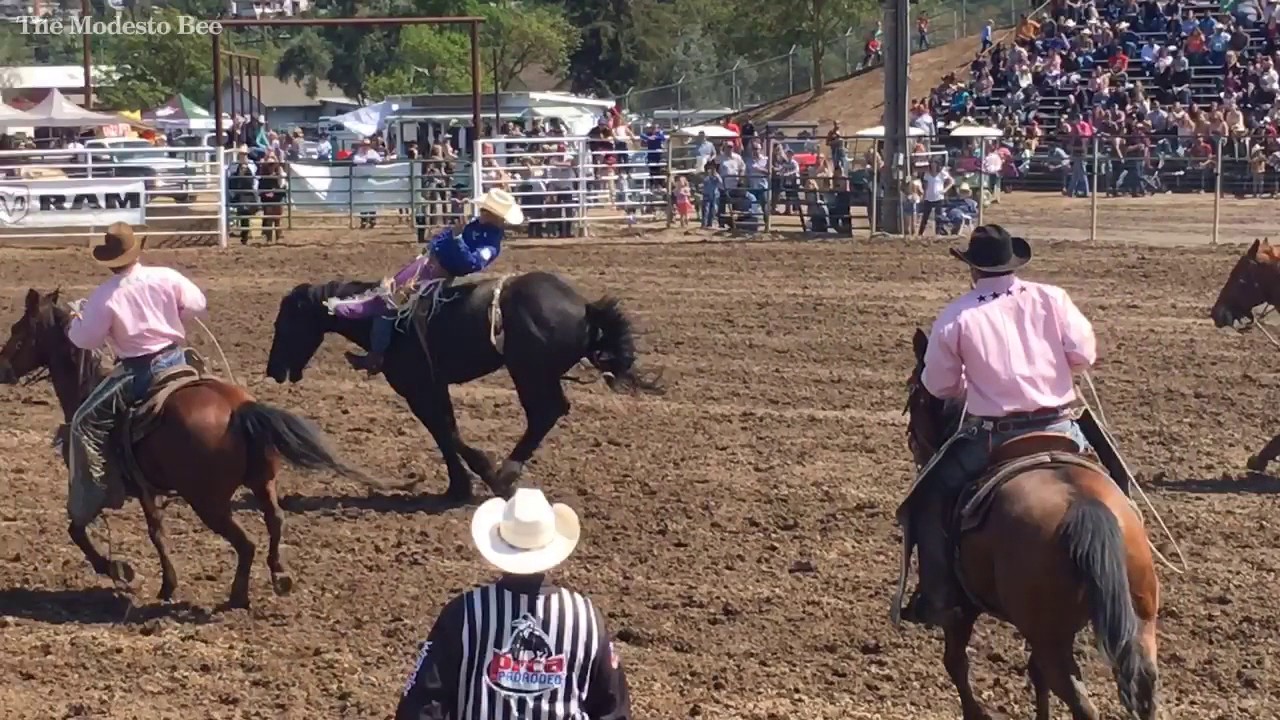 Sights and sounds from the 66th Oakdale Rodeo - YouTube