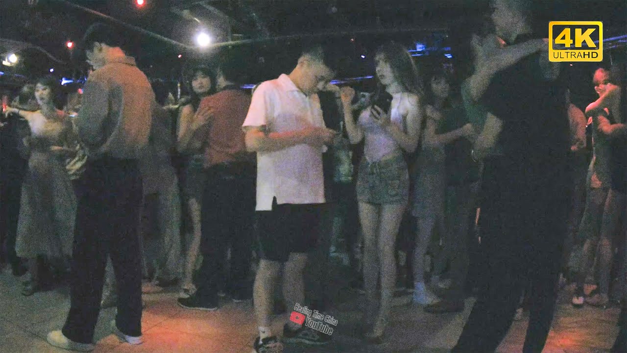 Chengdu Dance Club - YouTube