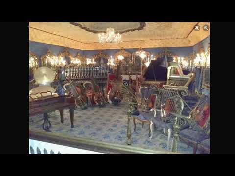 House on the Rock: The Blue Room \