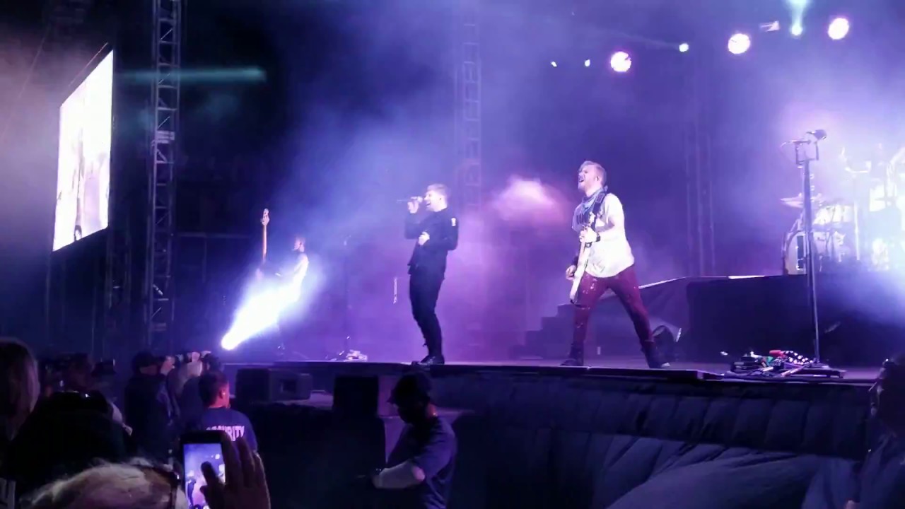 SHINEDOWN -45 -LIVE @ EARTHDAY BIRTHDAY 25 IN ORLANDO 4/21/18 - YouTube