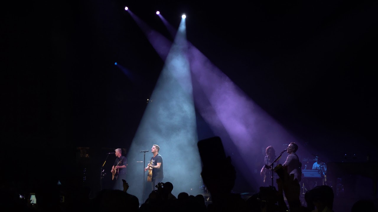 Matchbox Twenty - "Hang" - 08/31/17 - Jones Beach Theater - Wantagh, NY ...
