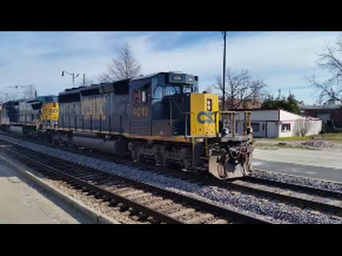[CSX]4010 EMD SD40-3 & YN3B C40-8W Leads F707-13 Fresh Paint Through Fayetteville NC With 8 Cars ...