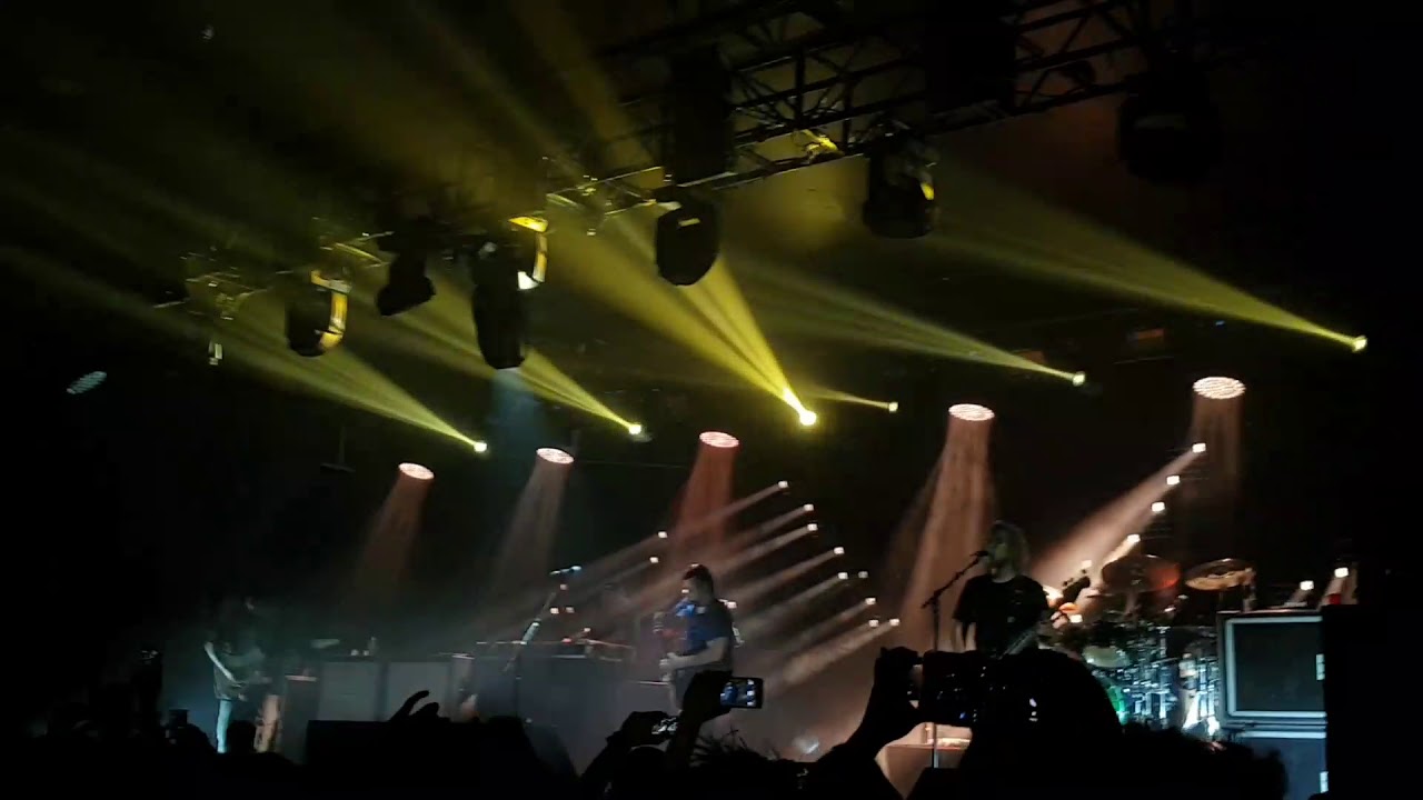 DEFTONES live Minerva 2017 - YouTube