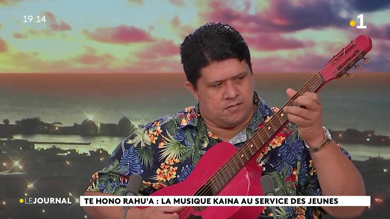 Te Hono Rahu'a : la musique kaina au service des jeunes. - YouTube