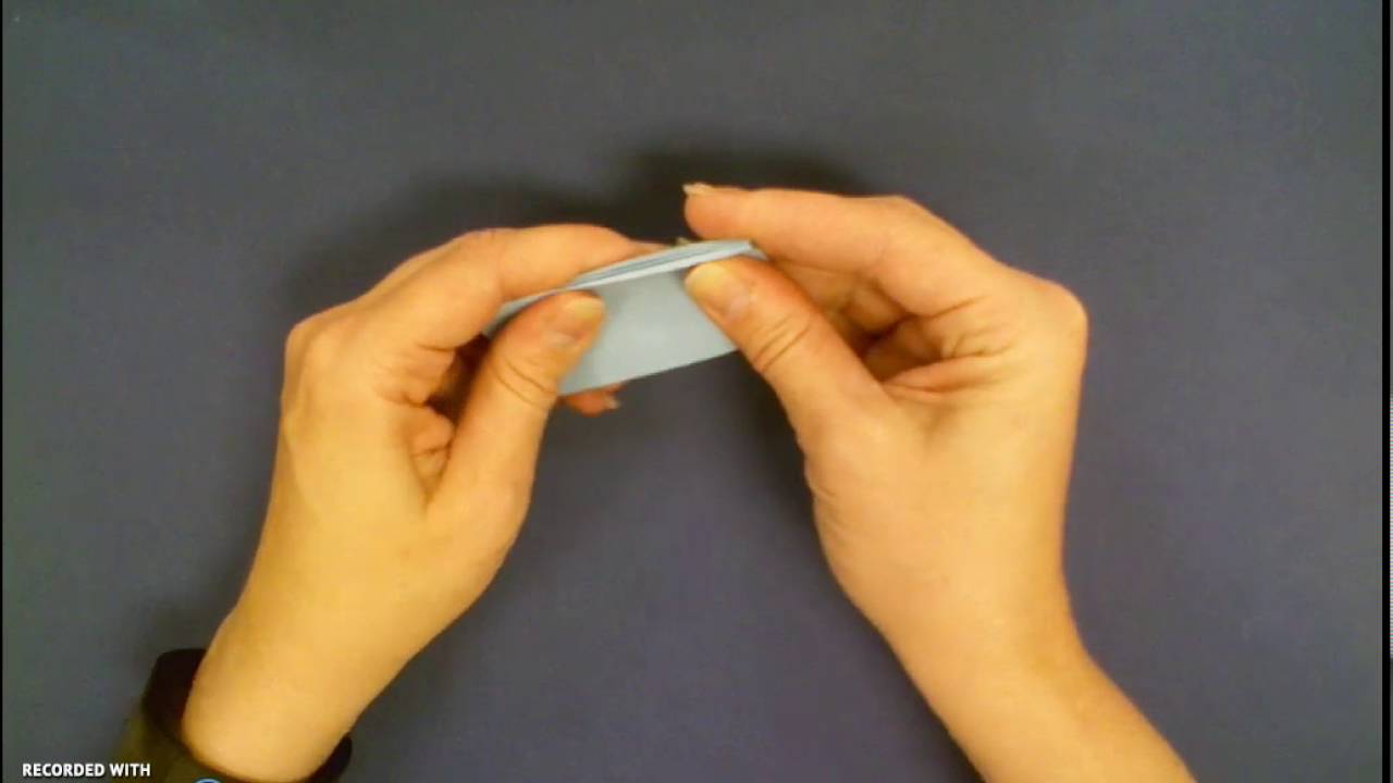 How to make an accordian fold - YouTube